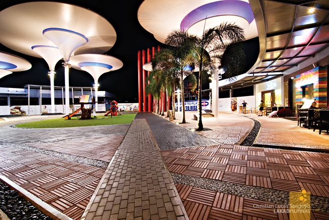 METRO MANILA | Centris Walk at Quezon City - Lakad Pilipinas